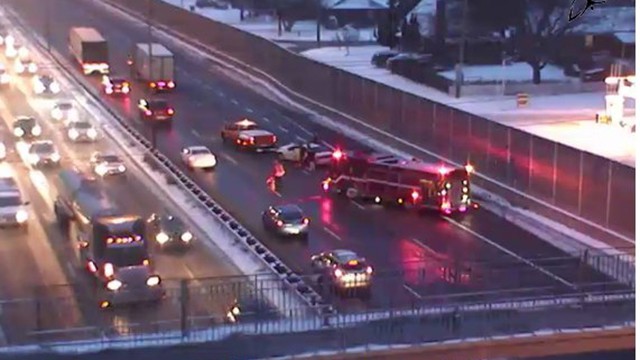 TRAFFIC: Multiple Lanes Closed on QEW in Mississauga | INsauga
