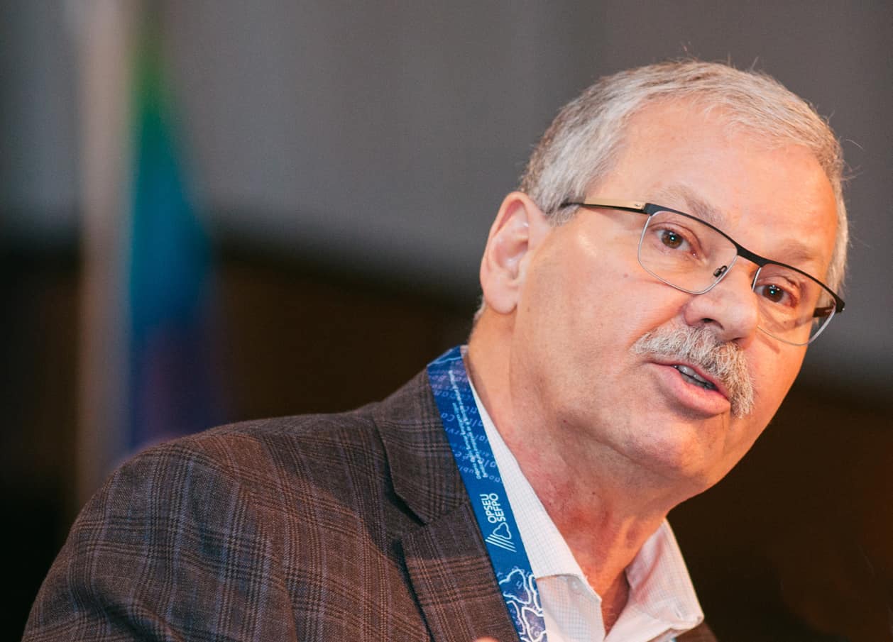 Union urging province crack down on “COVID-19 vaccine queue jumpers ...