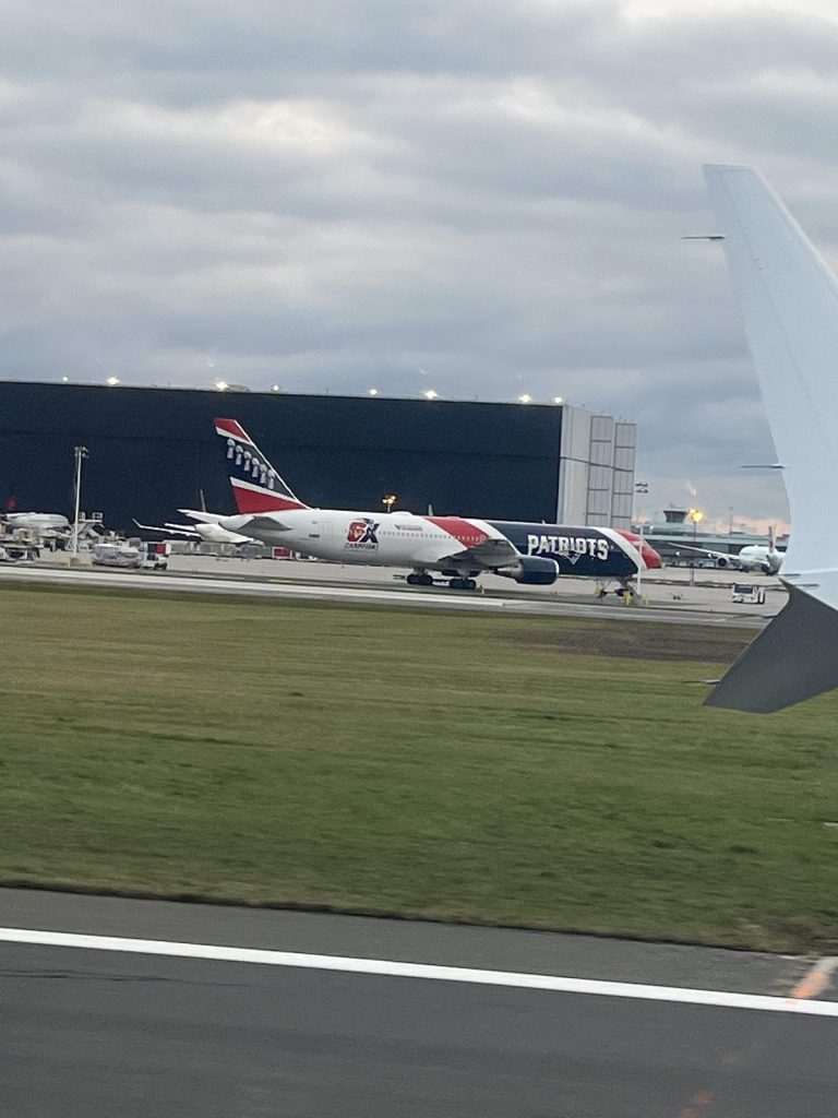 Six-time Super Bowl champion Patriots' team jet shows up at Mississauga ...