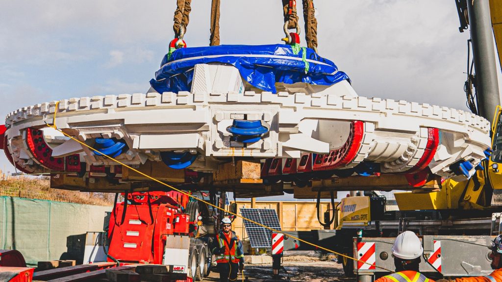 PHOTOS: Huge tunnel-digging machines ready to change Mississauga's ...