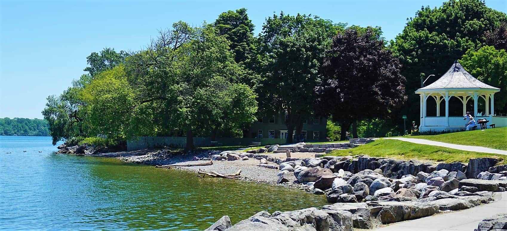 Six of Niagara's 19 beaches unsafe for swimming on long weekend | INsauga