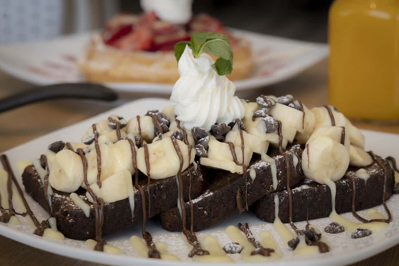Canada’s biggest breakfast and brunch restaurant introduces new menu ...