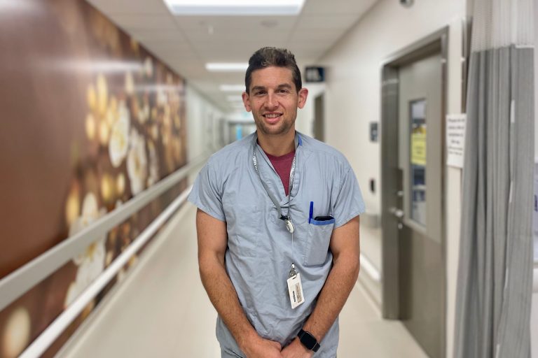 Burlington doctor wins award for teaching work with McMaster University ...