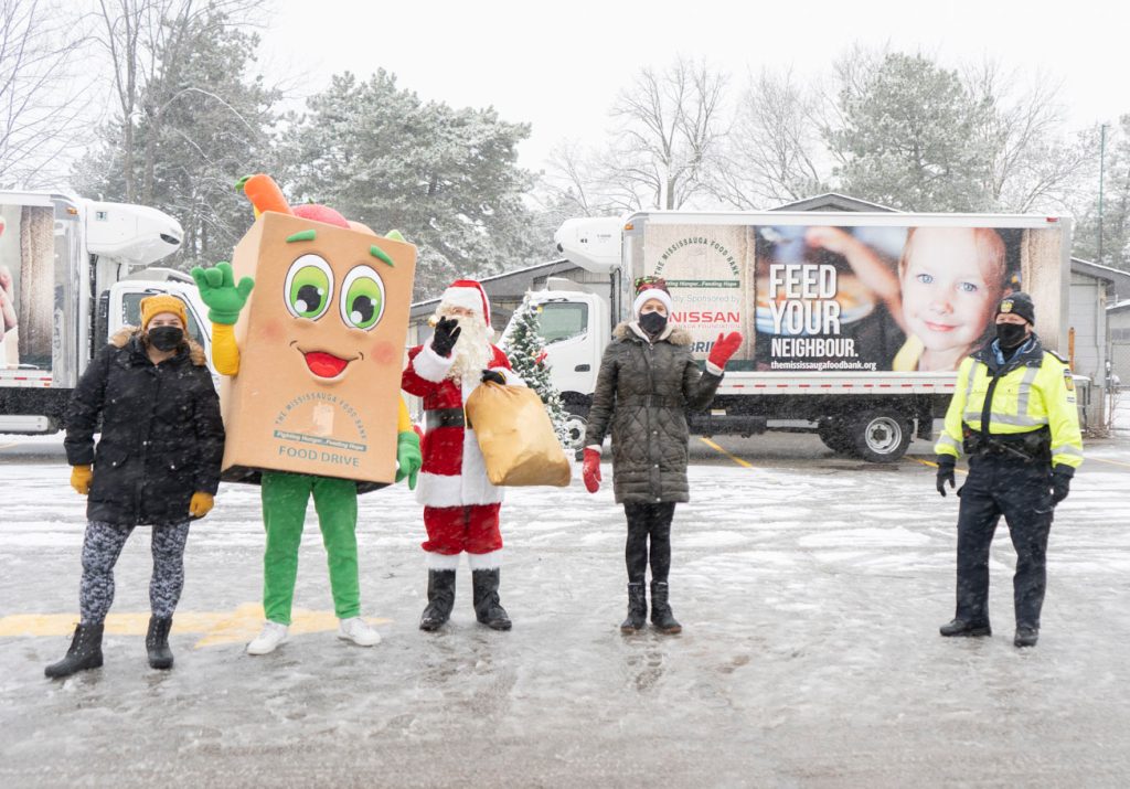 Holiday drive-thru food drive on this weekend in Mississauga amid ...