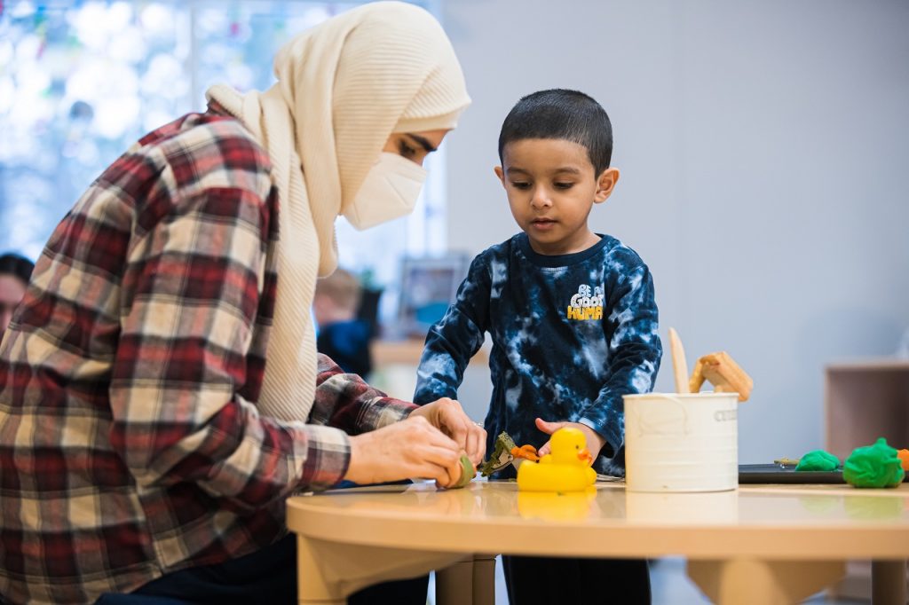 Where to find free programs for families with kids in Mississauga ...