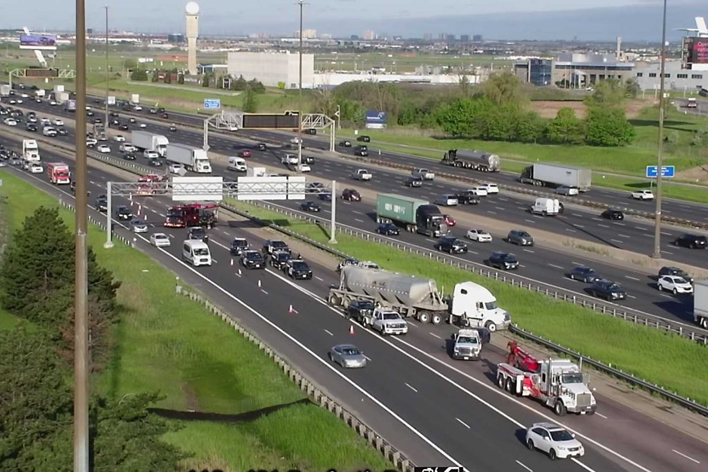 2 Transport Trucks And Vehicle Collide On Hwy 401 Closing Lanes At
