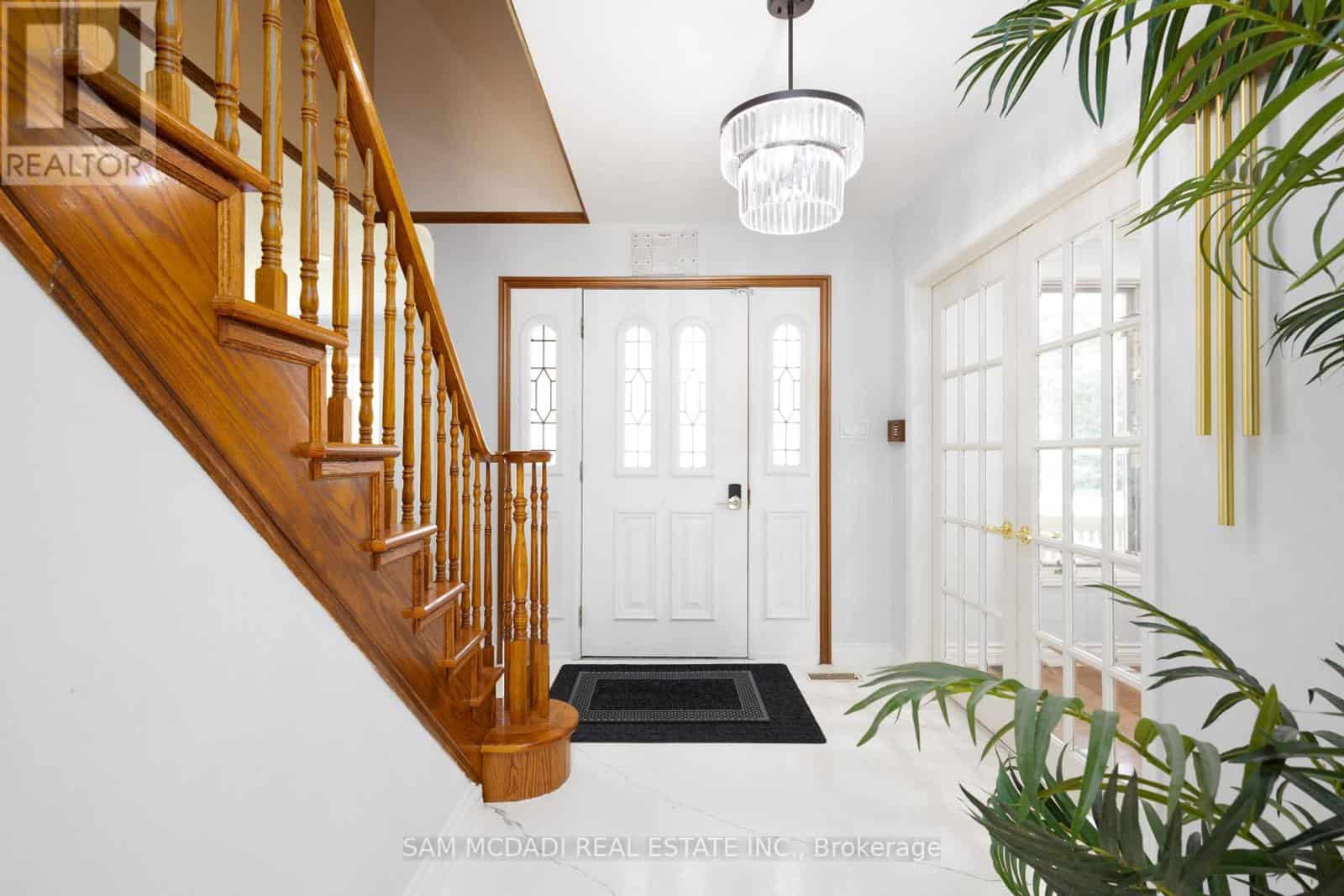 Niagara House of the Week: Niagara Falls detached home an oasis in the ...