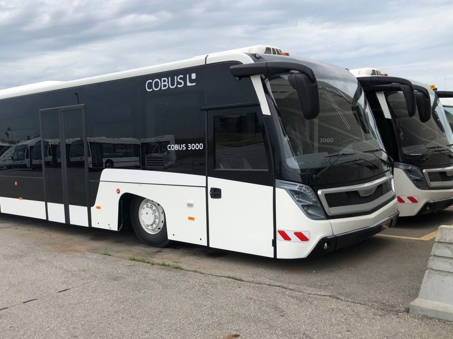 Crash at Pearson Airport involving bus and catering truck in ...