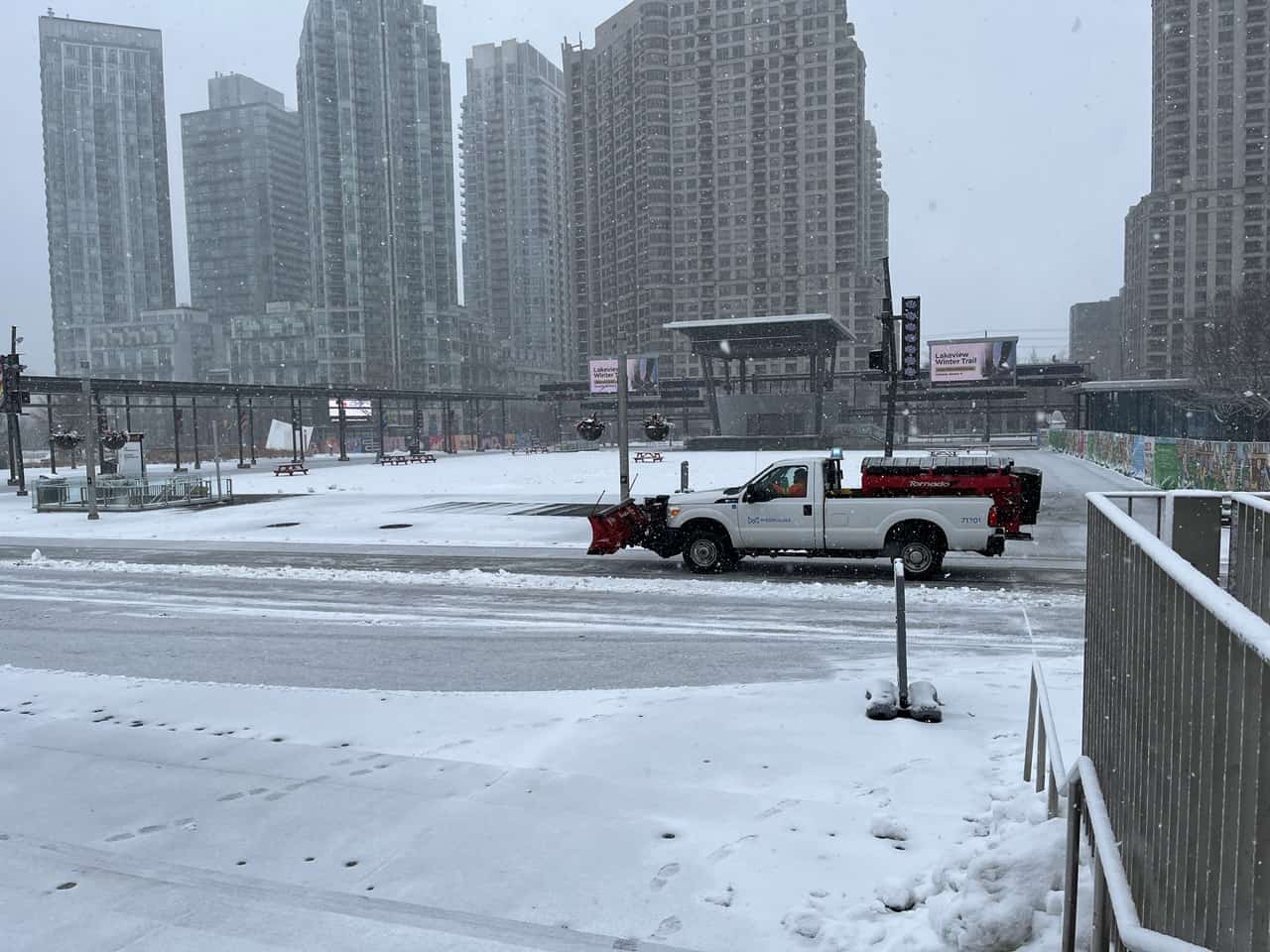 Here's where the snowplows are in Mississauga as storm cleanup ...