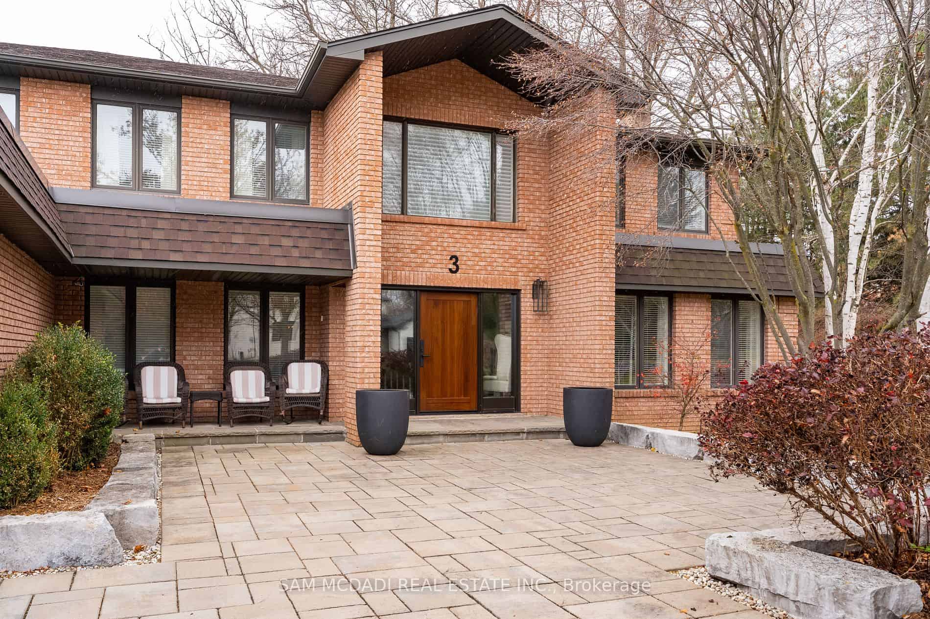 House of the Week: Price drops $300K on mansion with sauna and outdoor ...