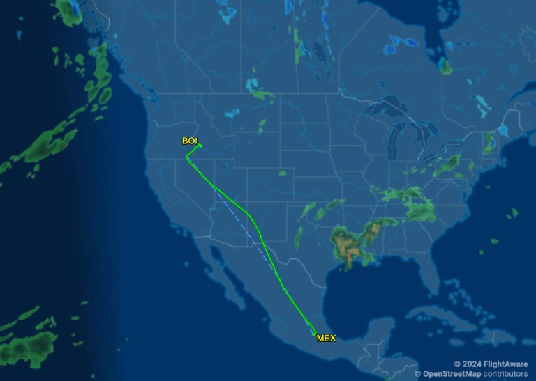 Air Canada 'in-flight emergency' diverts Boeing 737 | INsauga