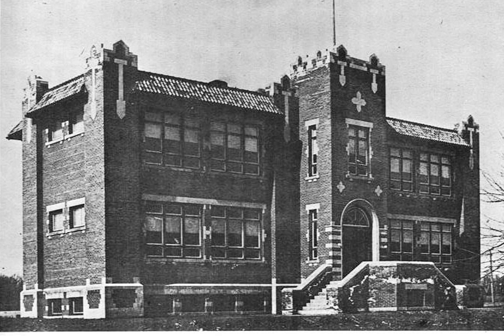 Oldest high school celebrates milestone anniversary in Mississauga ...