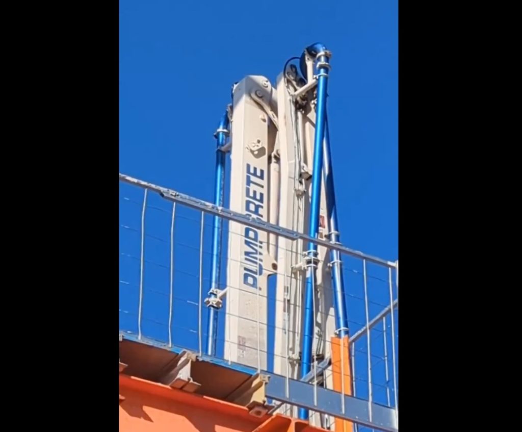 Most powerful pump in Canada sends concrete way up to build Mississauga ...
