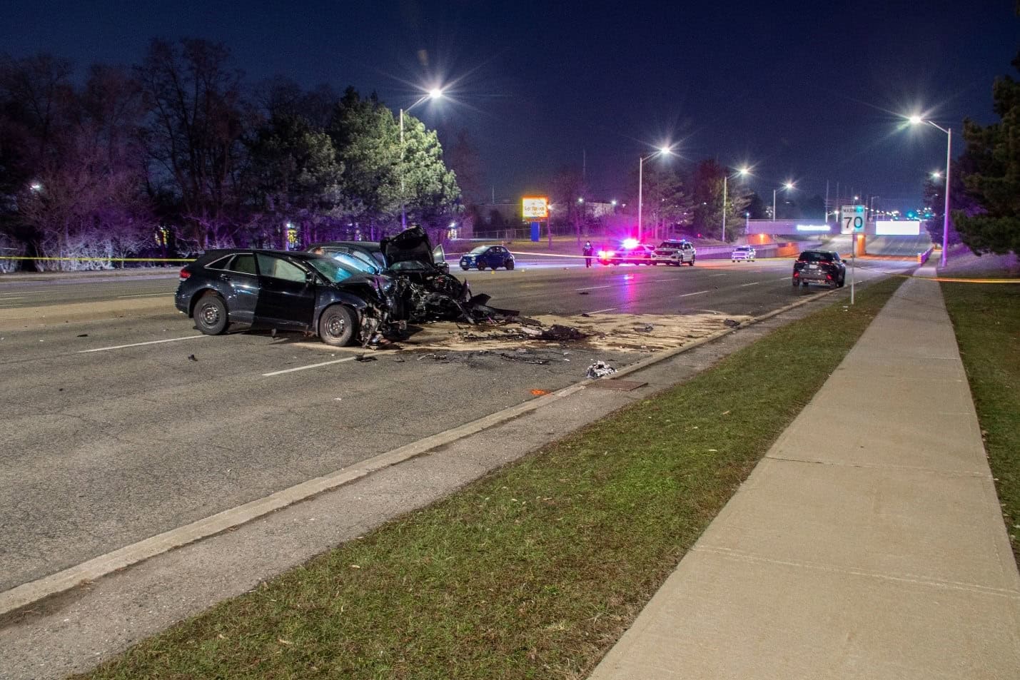Three-vehicle crash that injured 5 people in Mississauga leads to ...
