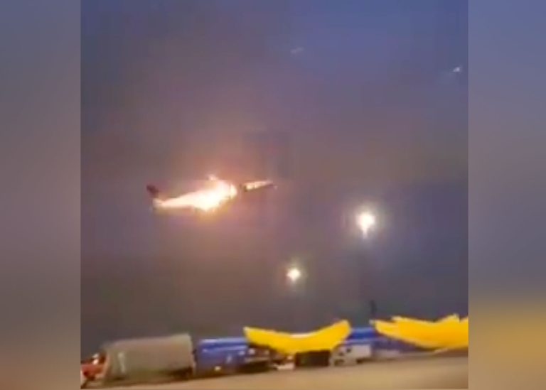 Videos shows Air Canada flight to Paris experiences engine issues and ...