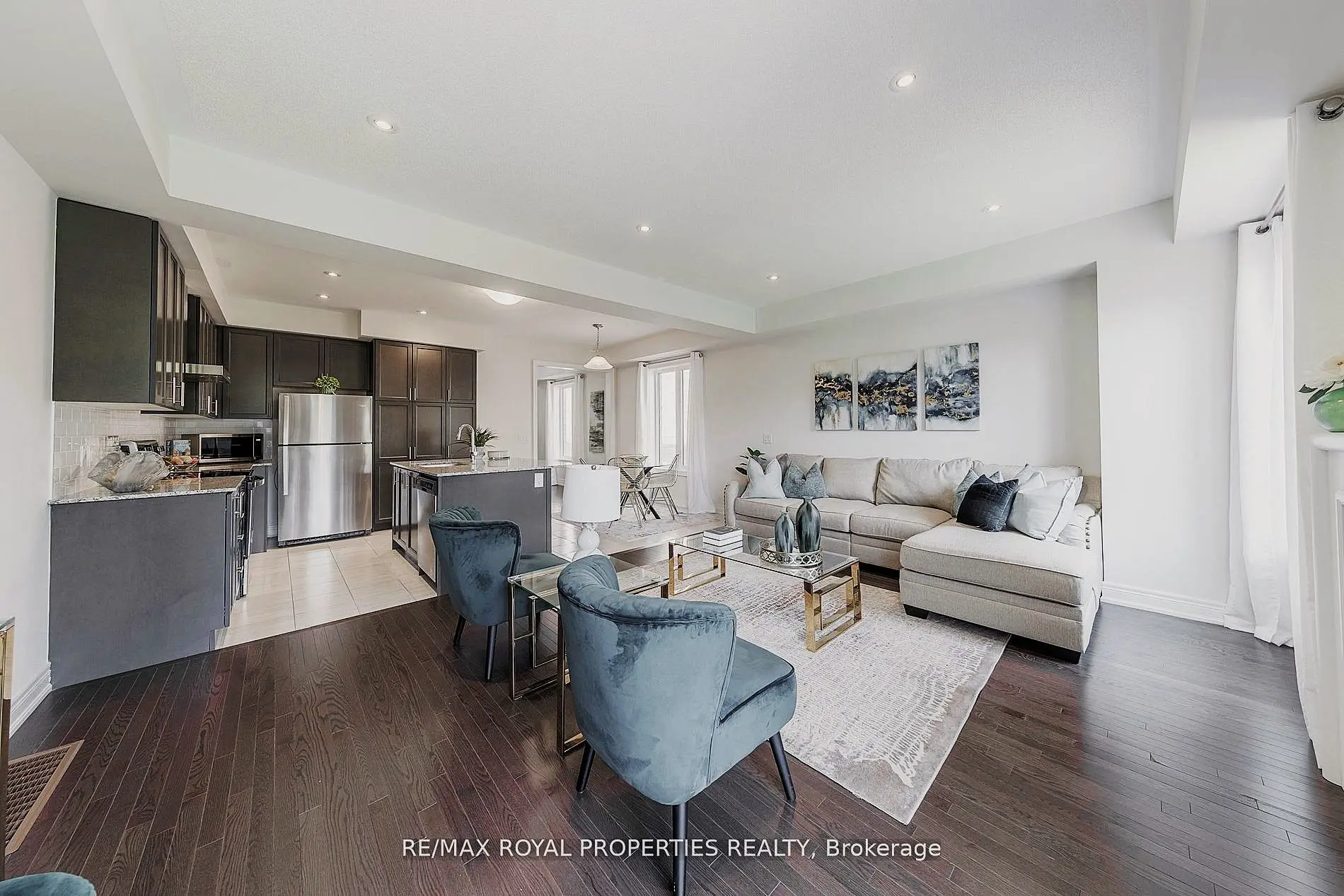 Two Whitby houses drop over $100,000 in price | INdurham