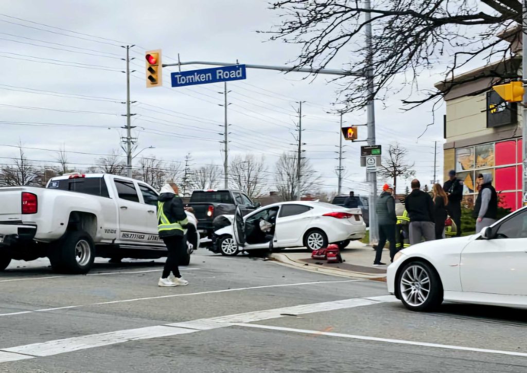 Crash at busy intersection causes traffic delays in Mississauga | INsauga
