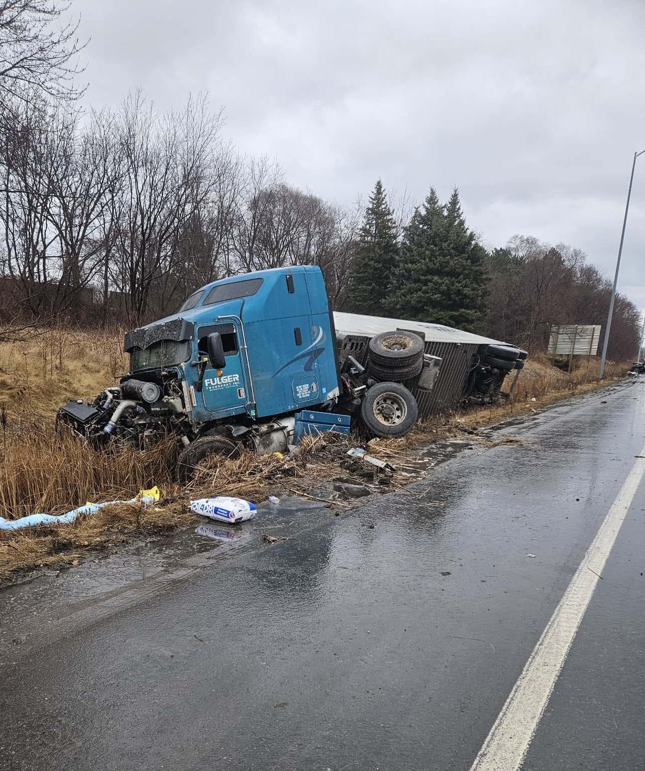 UPDATE: HIGHWAY CLOSURE: Car struck by truck on QEW in Burlington | INsauga