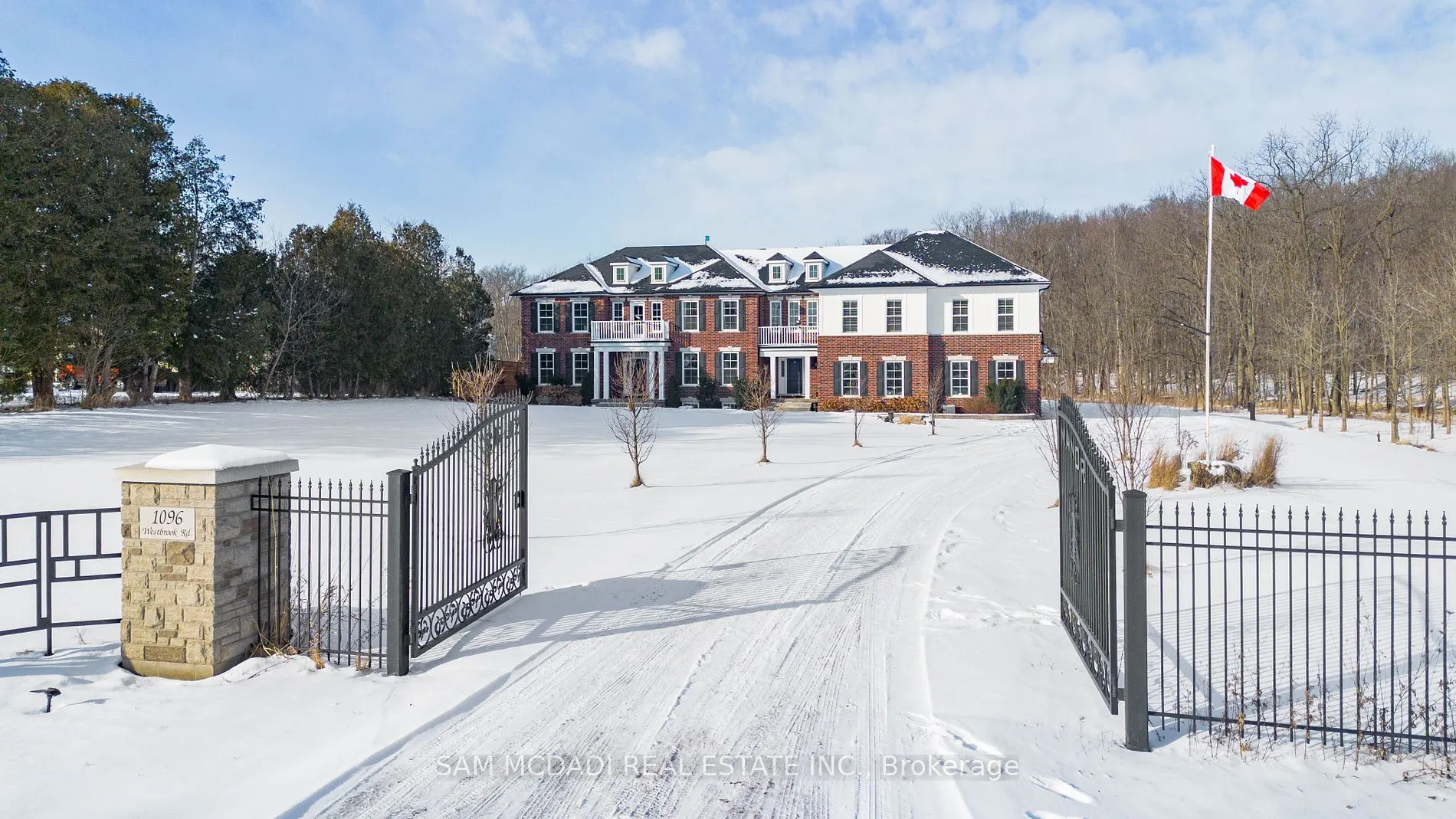 Hamilton House of the Week: Elegance and plenty of space in rural ...