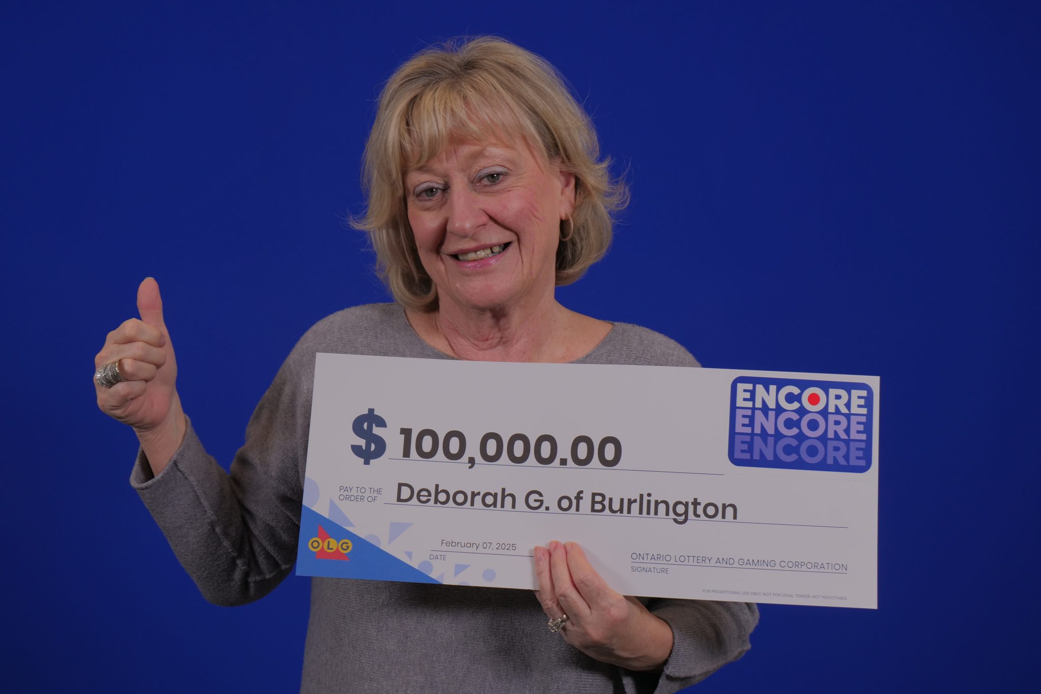 $1 play turns into $100,000 lottery win for Ontario family | INsauga