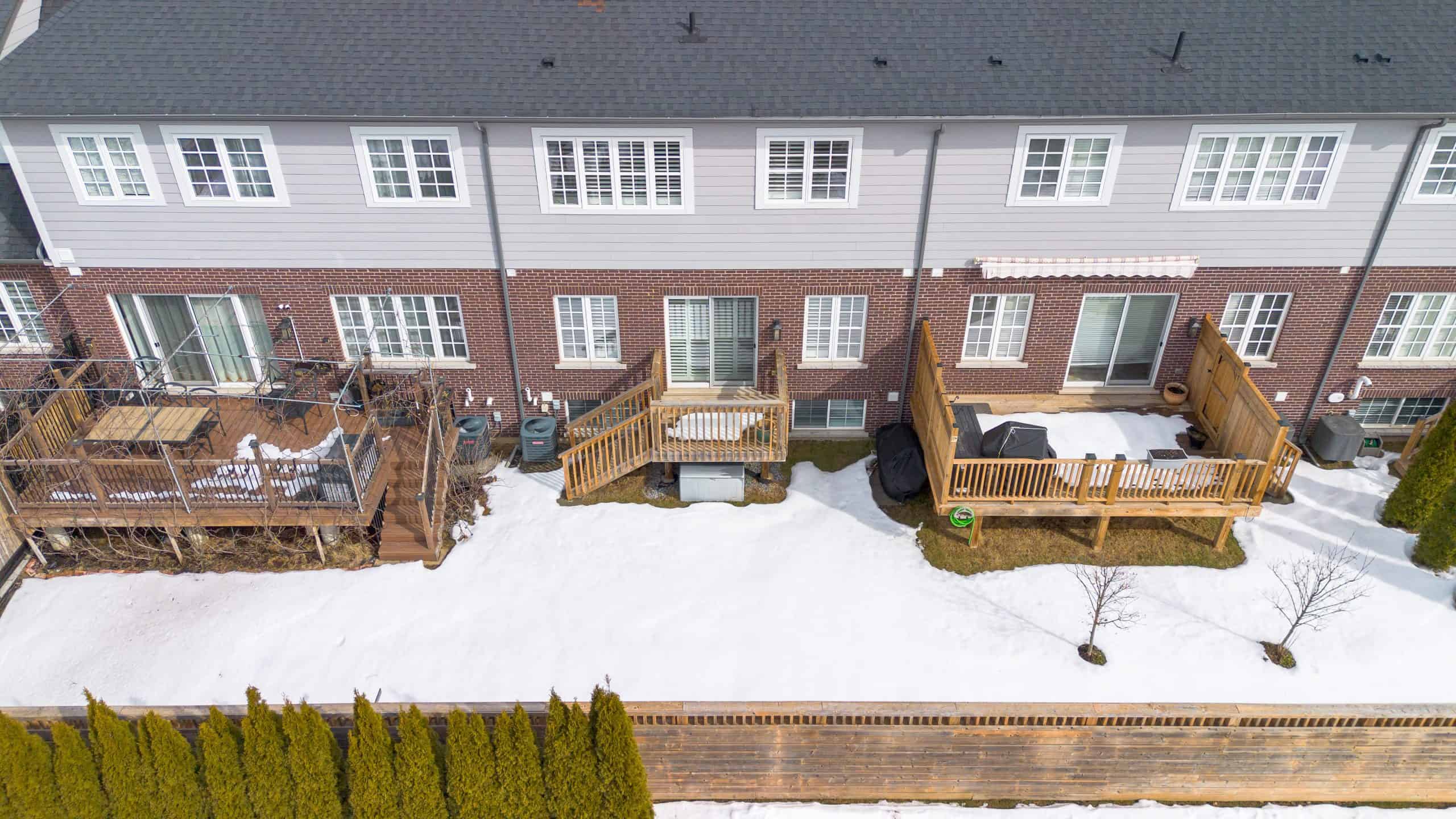Niagara House of the Week: Sleek new townhouse in Niagara-on-the-Lake ...
