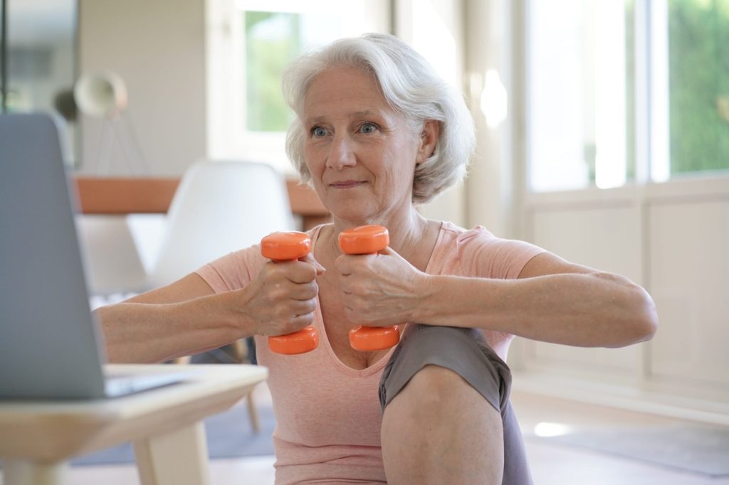 130,000 older adults can get fit for free with new program in ...