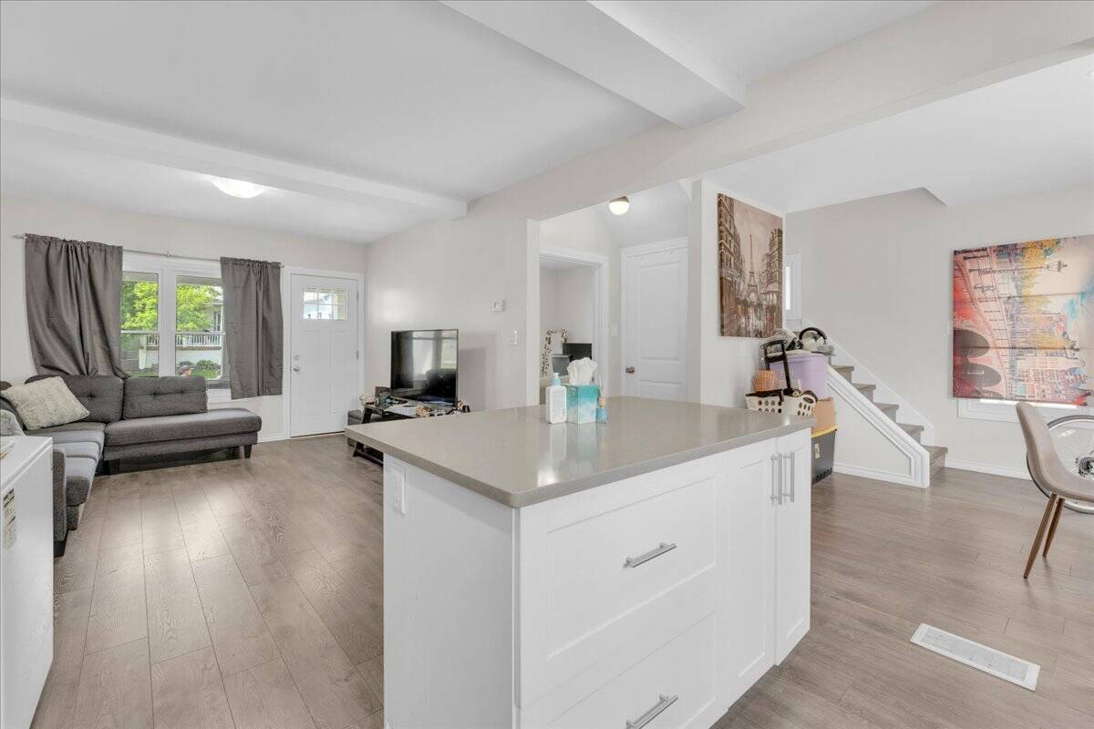 Niagara House of the Week: Affordable house close to Downtown Niagara ...