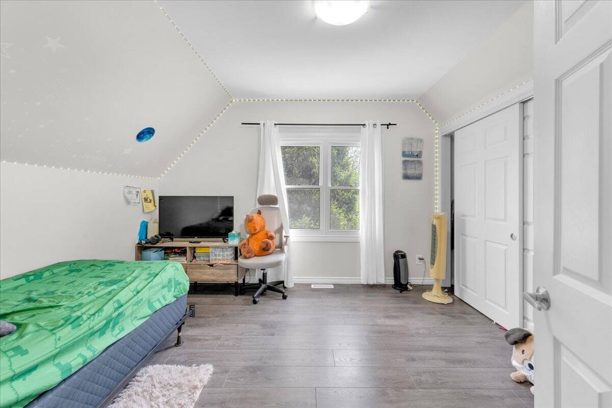 Niagara House of the Week: Affordable house close to Downtown Niagara ...