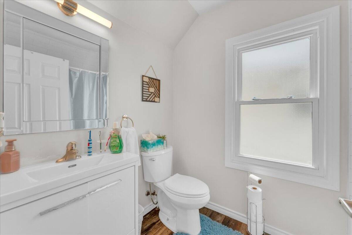 Niagara House of the Week: Affordable house close to Downtown Niagara ...