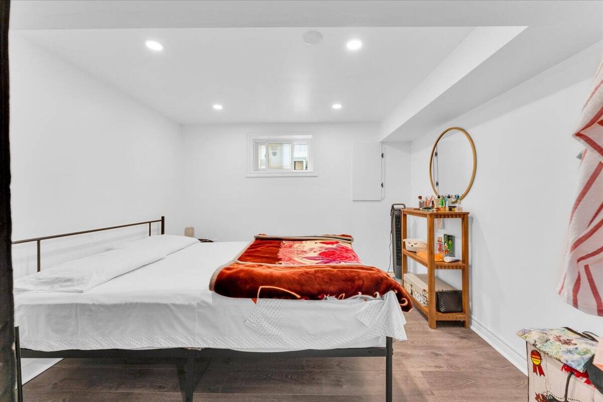 Niagara House of the Week: Affordable house close to Downtown Niagara ...