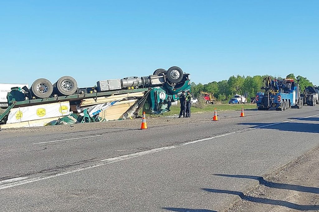 UPDATE: Transport truck flips closing lanes on Greater Toronto Area ...
