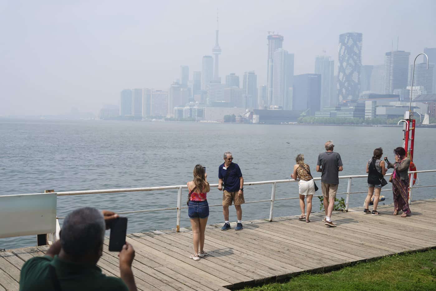 Much of Canada smoky, other parts get heat, and some areas seeing both ...