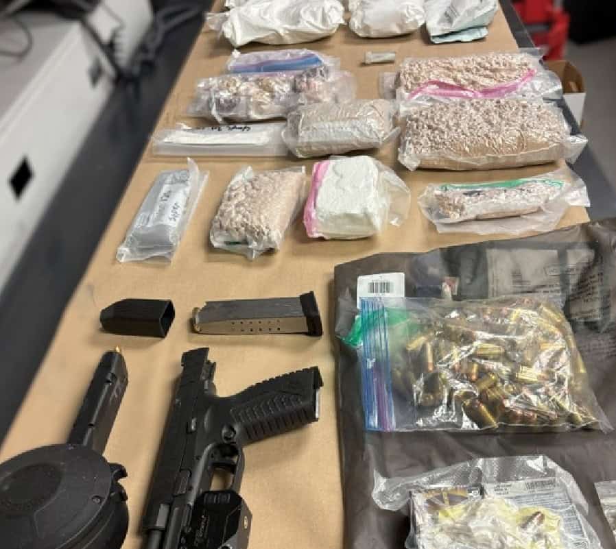 Searches of storage units in Mississauga, Toronto turn up drugs; 5 ...