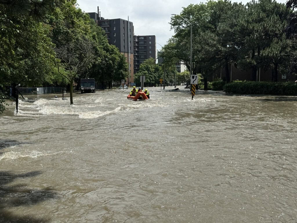 HISTORIC FLOODS: Skies opened up to leave parts of Mississauga ...