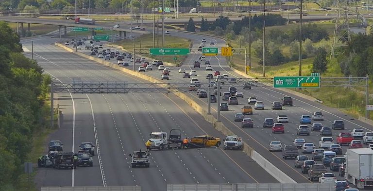 CLOSURE: Part of Highway 401 closed after 1 killed, 3 injured in ...