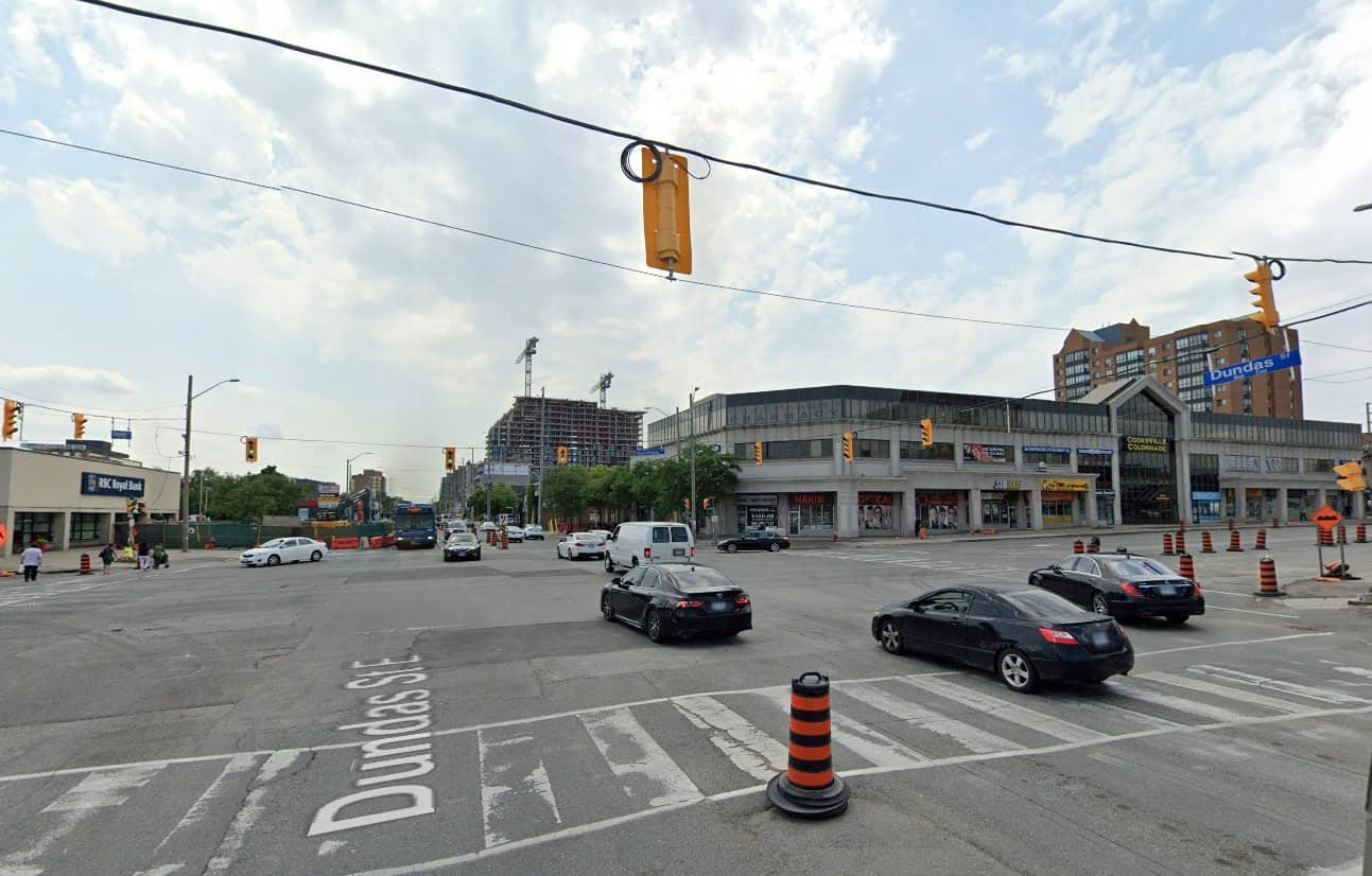 Noise, traffic delays at major intersection in Mississauga due to LRT ...
