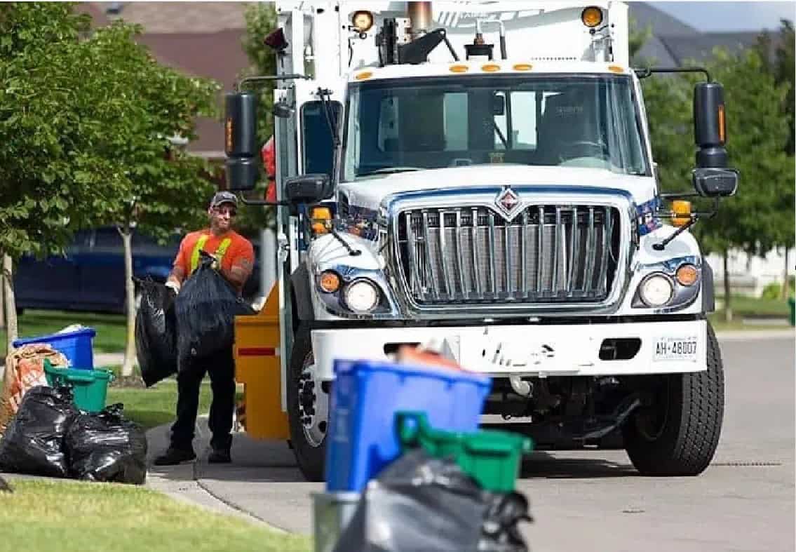 Waste collection plan will bring changes in Mississauga, but maybe not ...