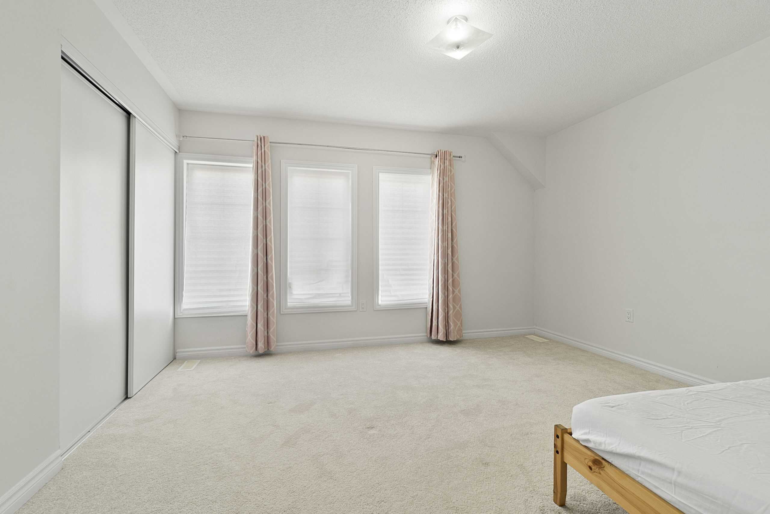 Niagara House of the Week: Spacious family home with open-concept main ...