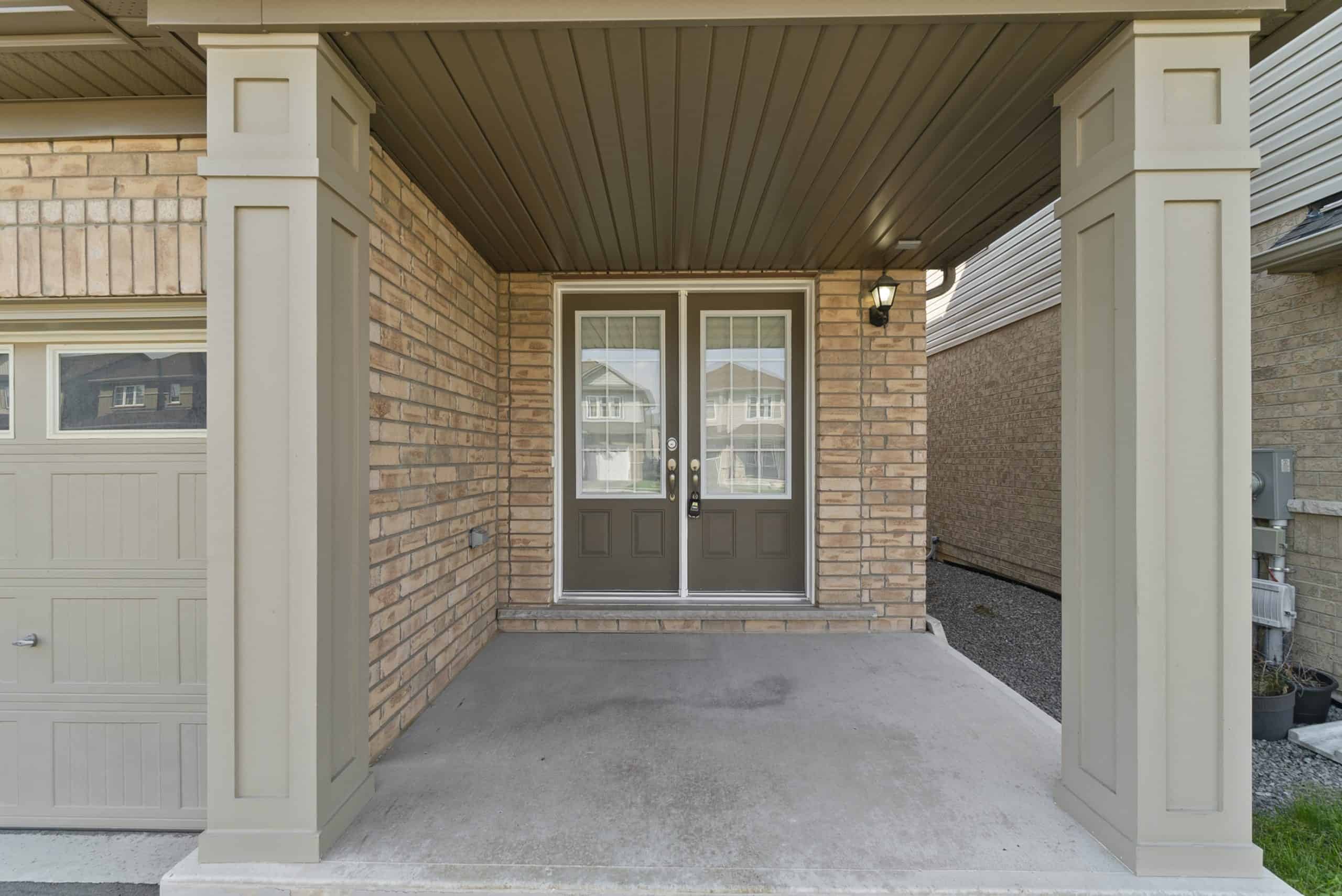 Niagara House of the Week: Spacious family home with open-concept main ...