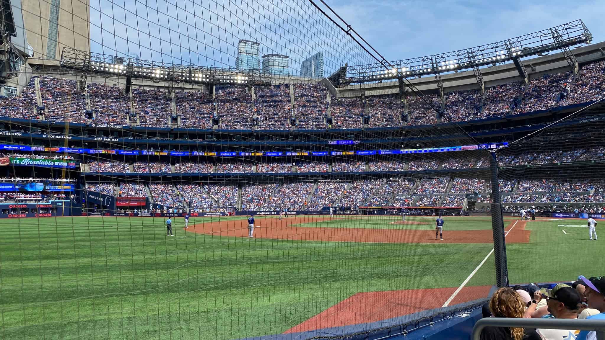 500 free Blue Jays home game tickets up for grabs in Toronto | INsauga