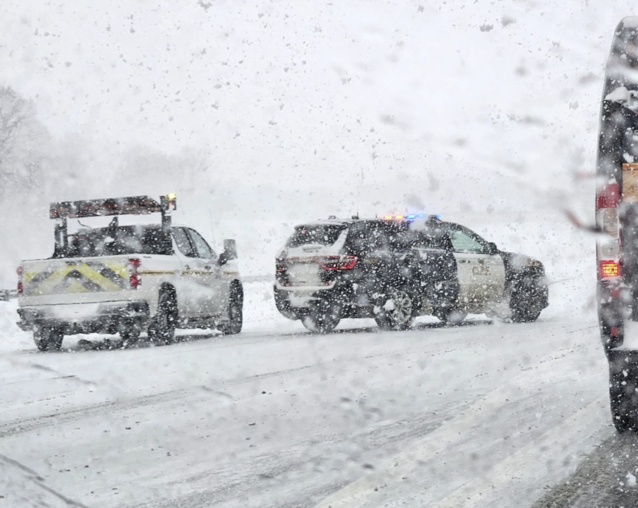 Highway 401 closed near Trenton, Ontario, with up to 50 vehicles ...