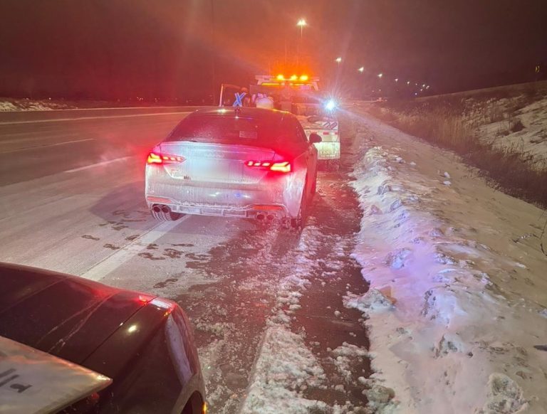 Driver says 'sorry' after police pull over car doing 233 km/h on ...