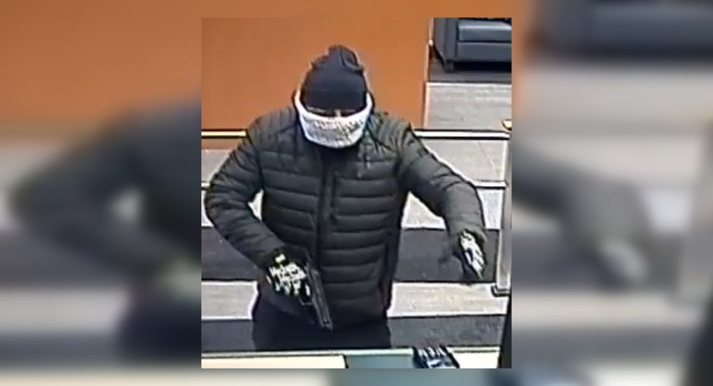 Bank robbery in busy plaza has police in Ontario searching for suspect ...