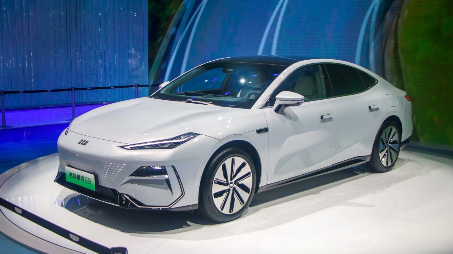 People divided on buying Chinese-made electric vehicles in Canada: poll ...