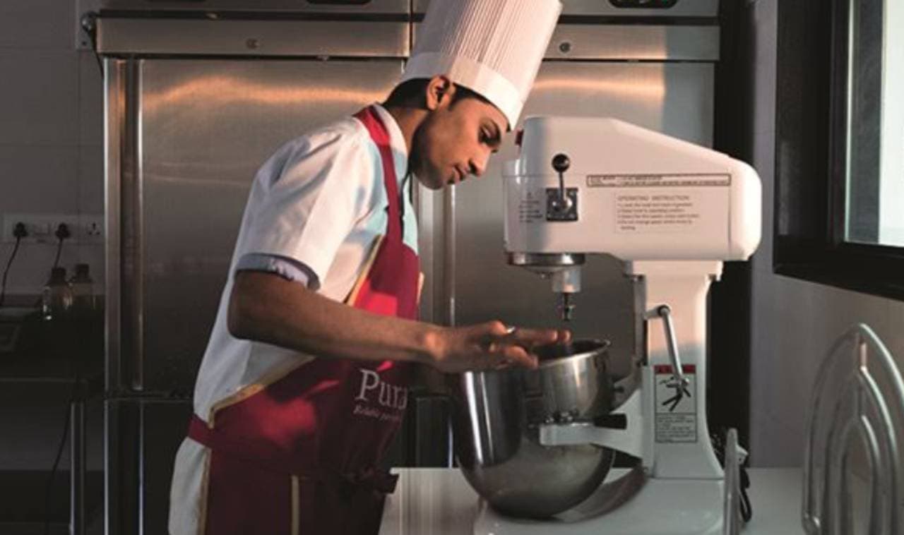 Baker training at Mississauga high school will prepare students for ...