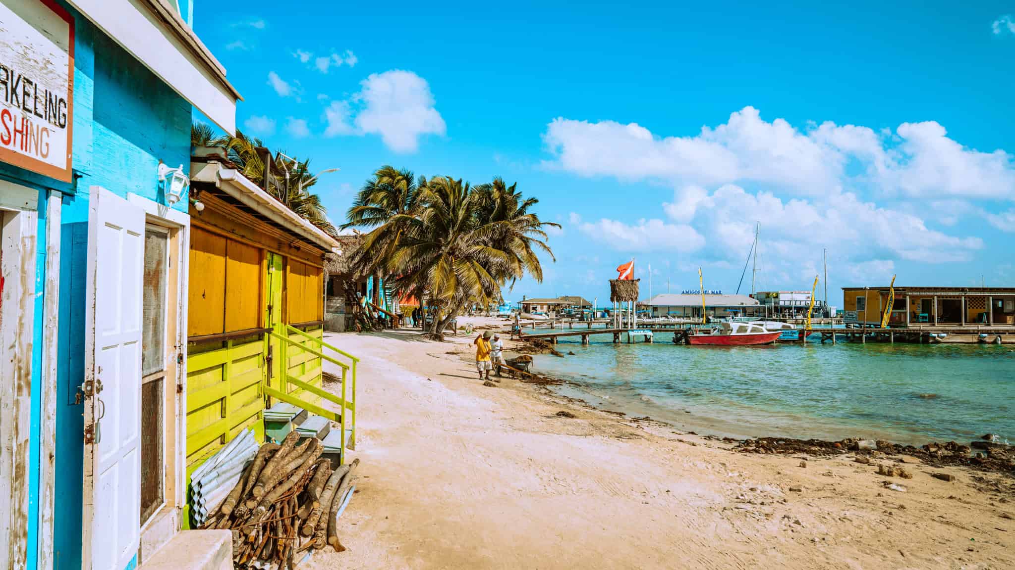 Man found dead in boat off Belize coast identified as Canadian | INsauga
