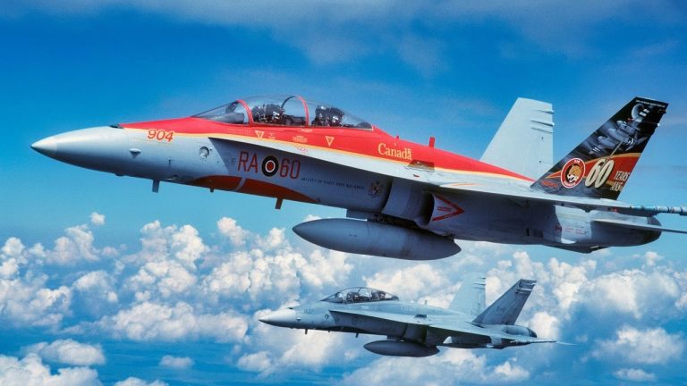 Simulated dogfights in the sky over Toronto Monday as air force ...