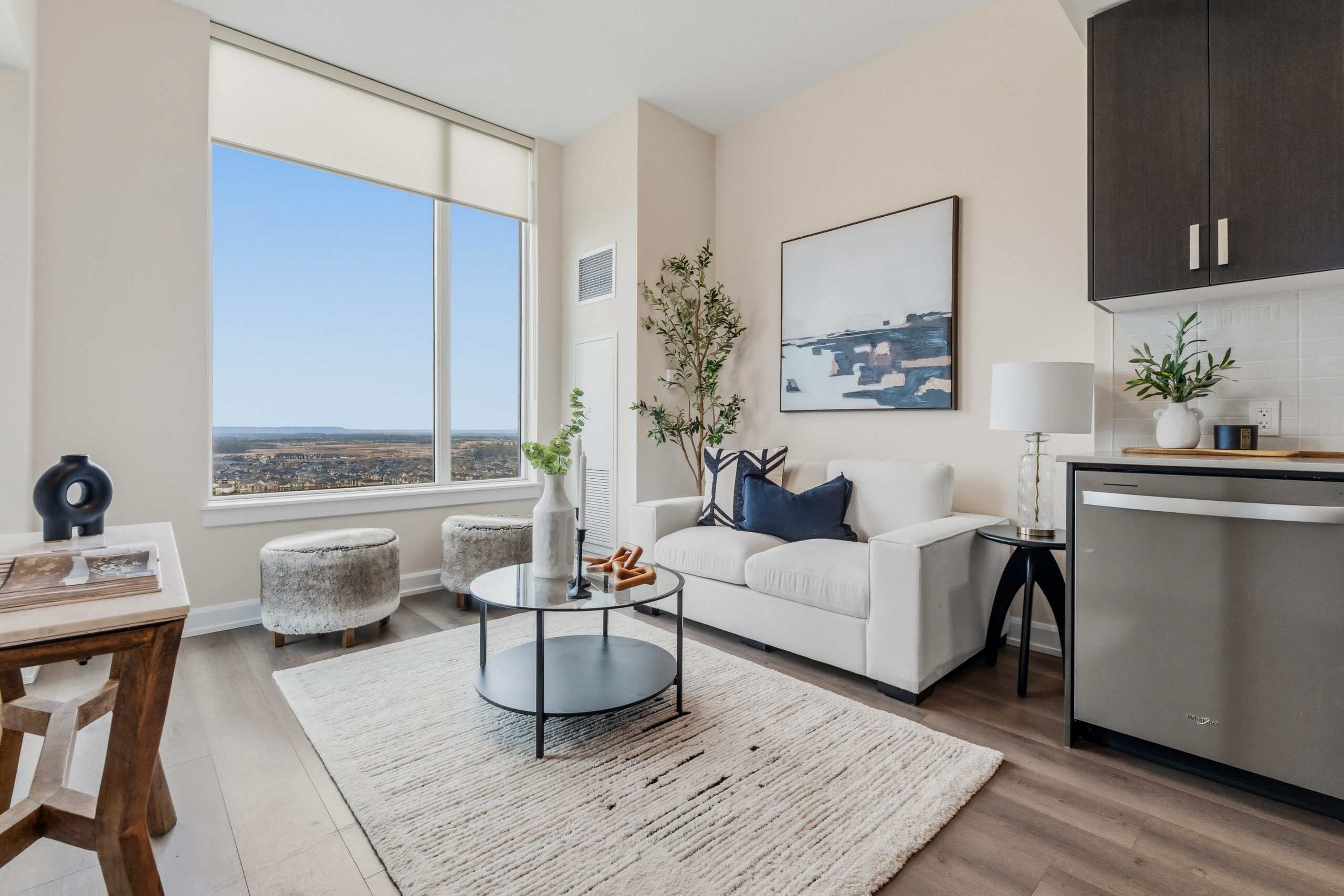 House of the Week: Oakville penthouse is designed for modern living ...