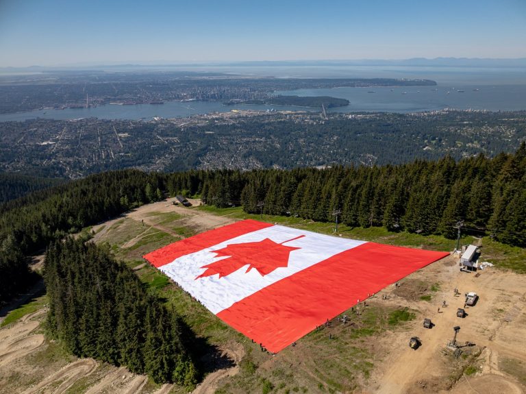 'Biggest Canadian flag' unfurled for World Cup | INsauga
