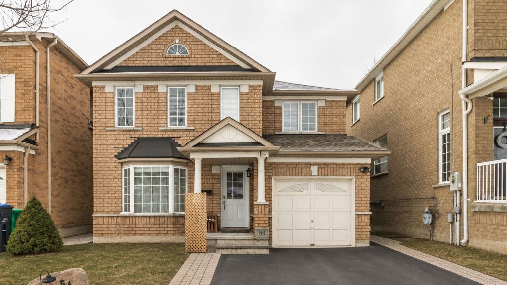 Home sells at a nearly 50% loss in Brampton | INsauga